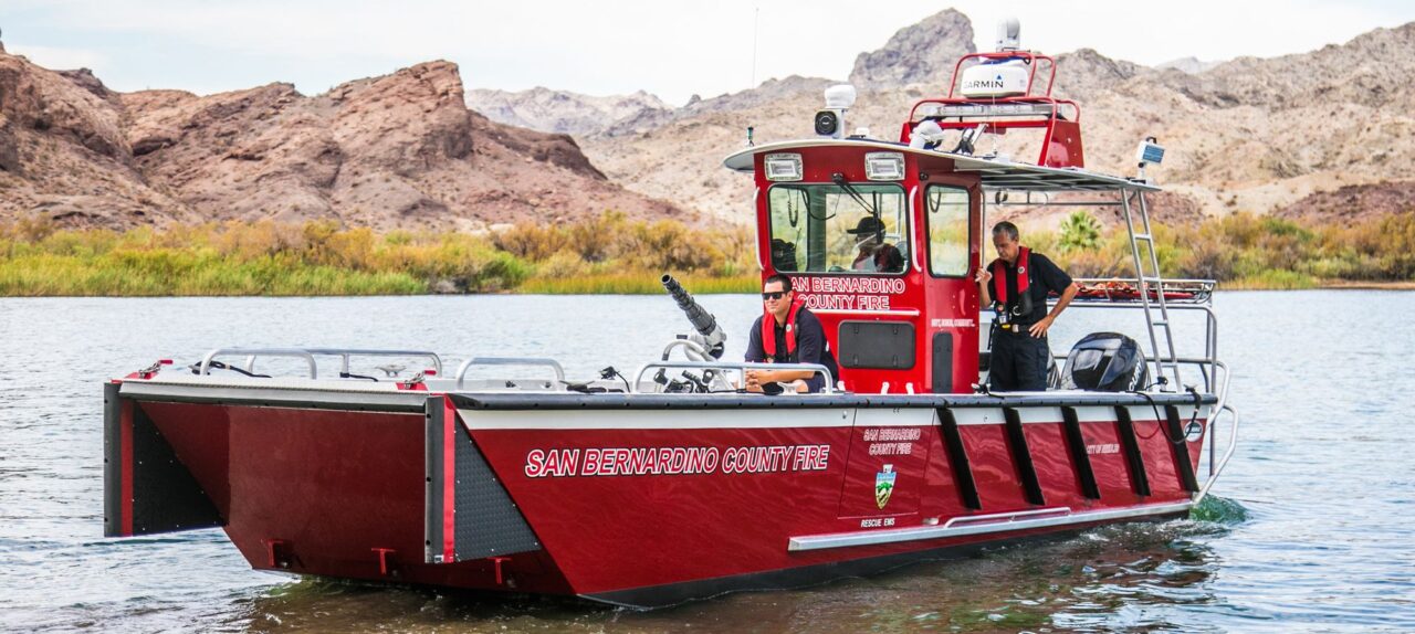 Pair of Lake Assault Fire / Rescue Boats Now On Duty With The San ...