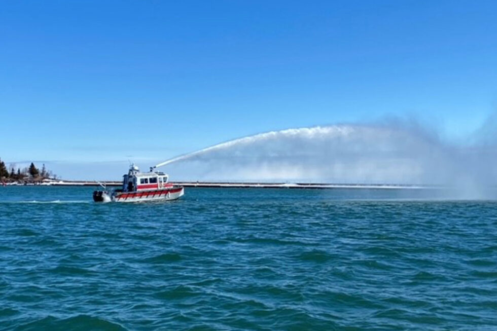 32' Fire & Rescue Boat - Lake Assault Boats